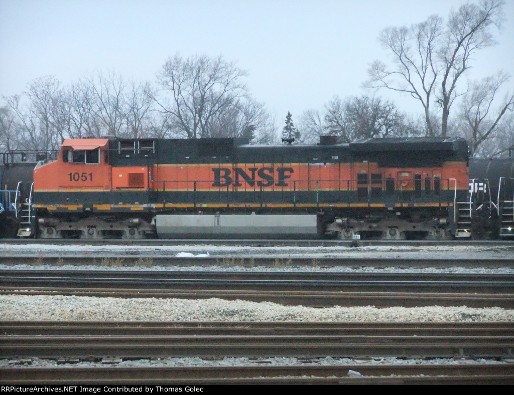 BNSF 1051